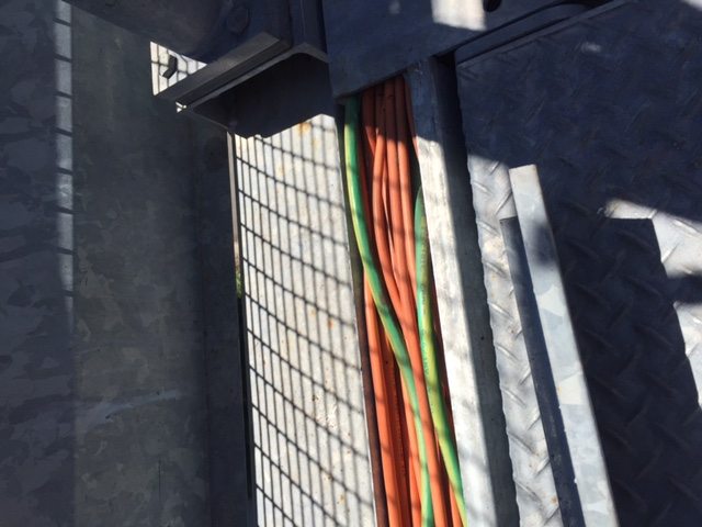 Go Between Bridge - Mi Electric