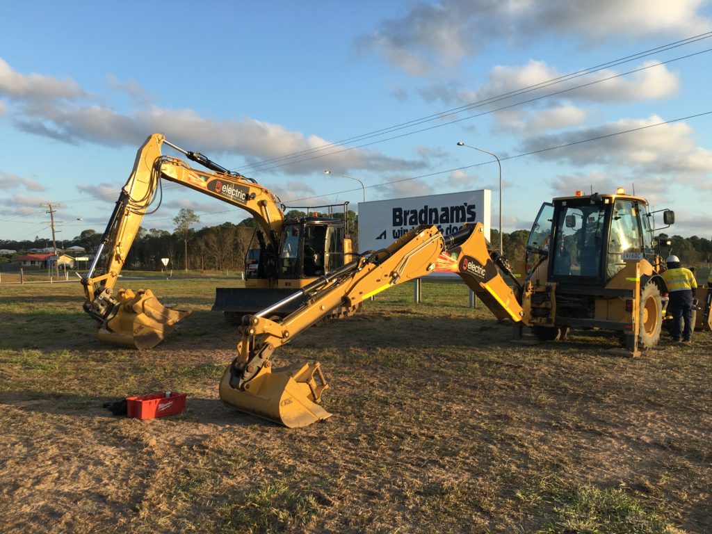 Urraween Road - DTMR - Mi Electric